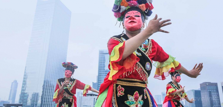 Tari Topeng Betawi dan Tari Lenggang Nyai - Travelink Magazine